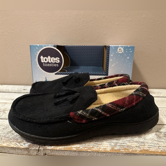 totes | Shoes | Mens Totes Black W Plaid Pattern Memory Foam Slippers ...